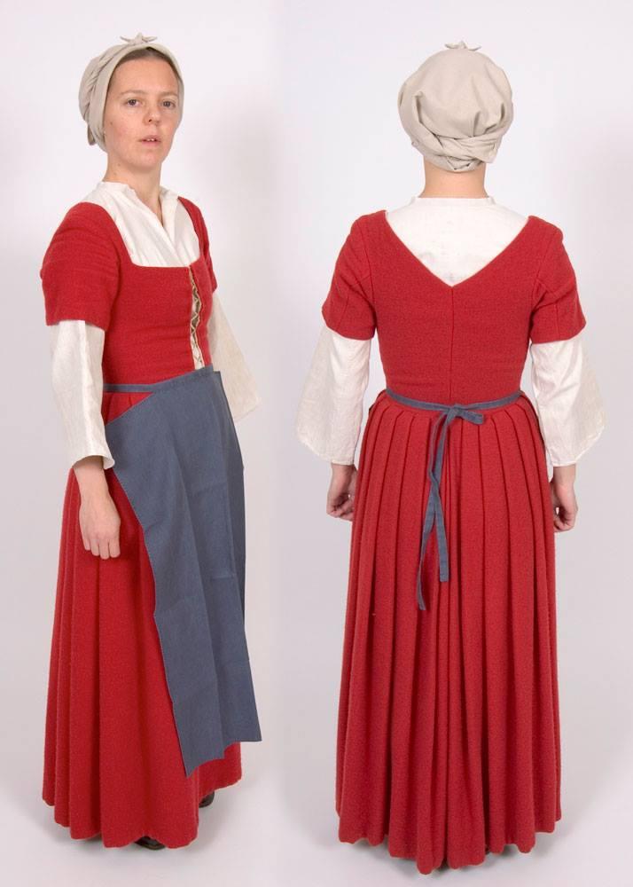 The Tudor Tailor | Reconstructing 16th Century Dress