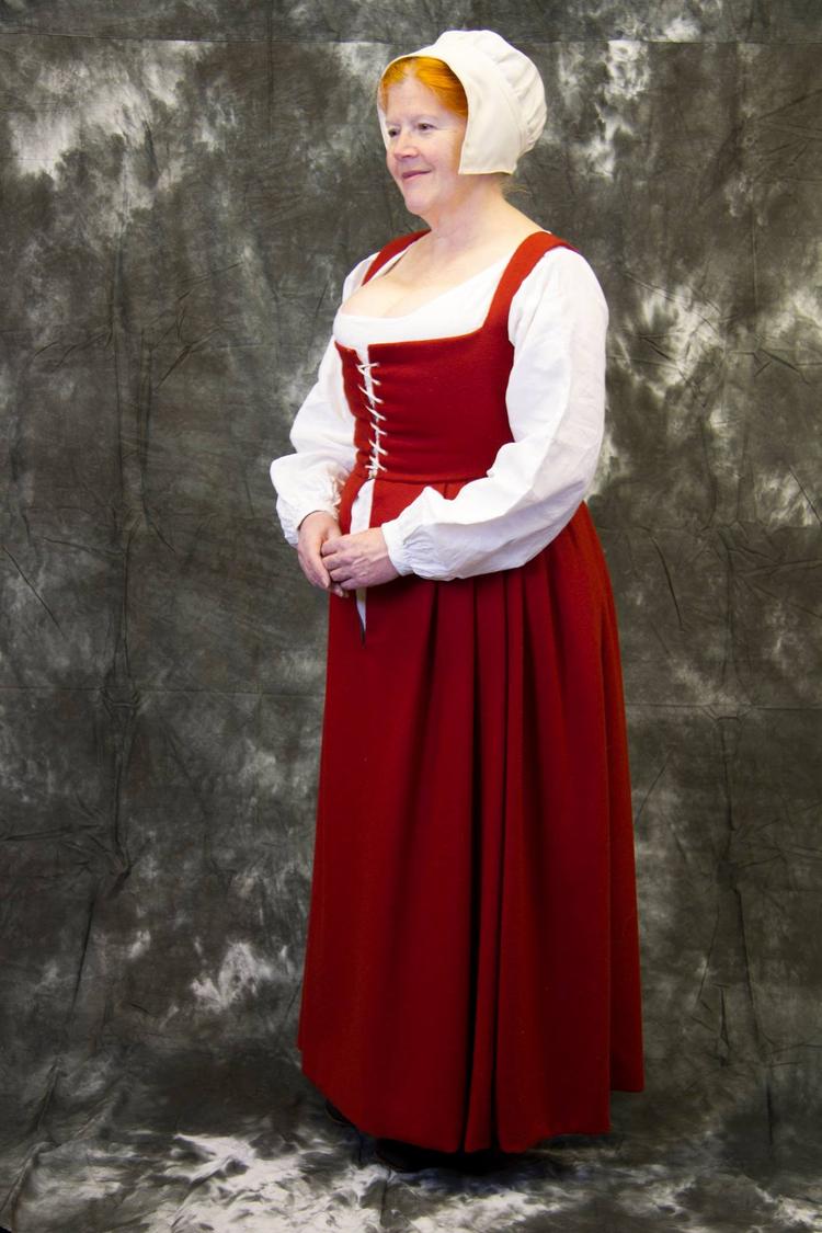 The Tudor Tailor | Reconstructing 16th Century Dress